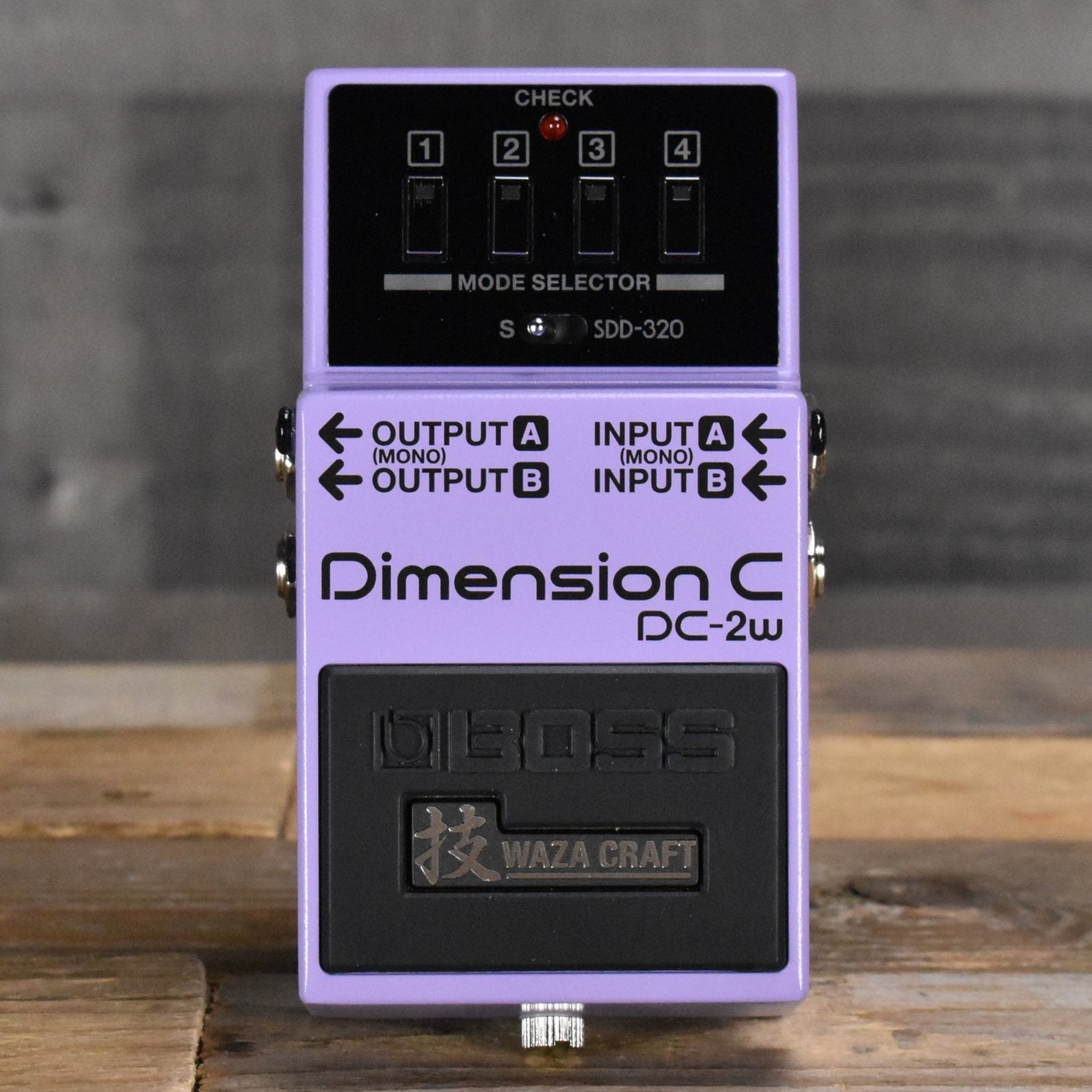BOSS DC-2W Waza Craft Dimension C – Five Star Guitars