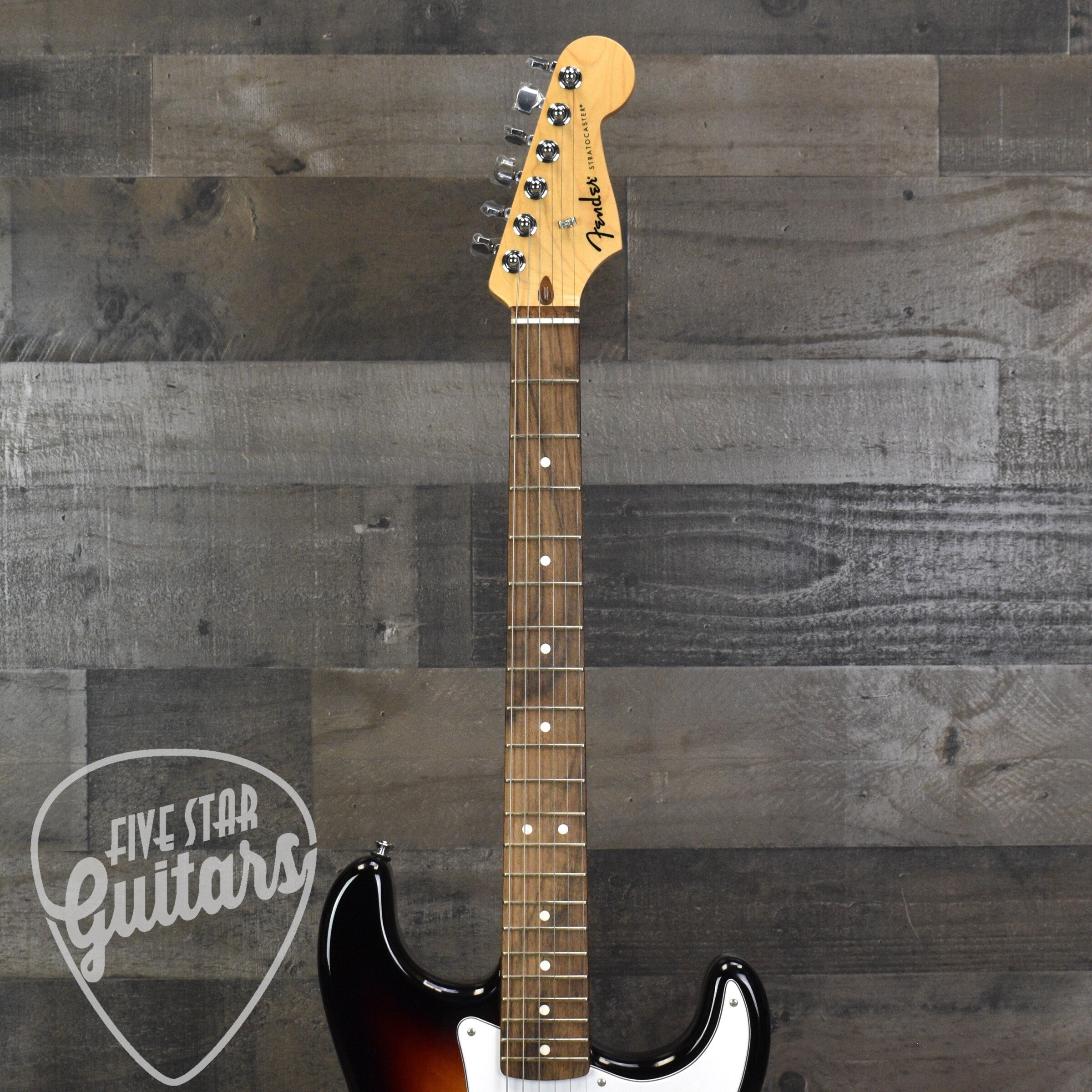 Fender Standard Stratocaster Laurel Fingerboard - 3-Color Sunburst ...